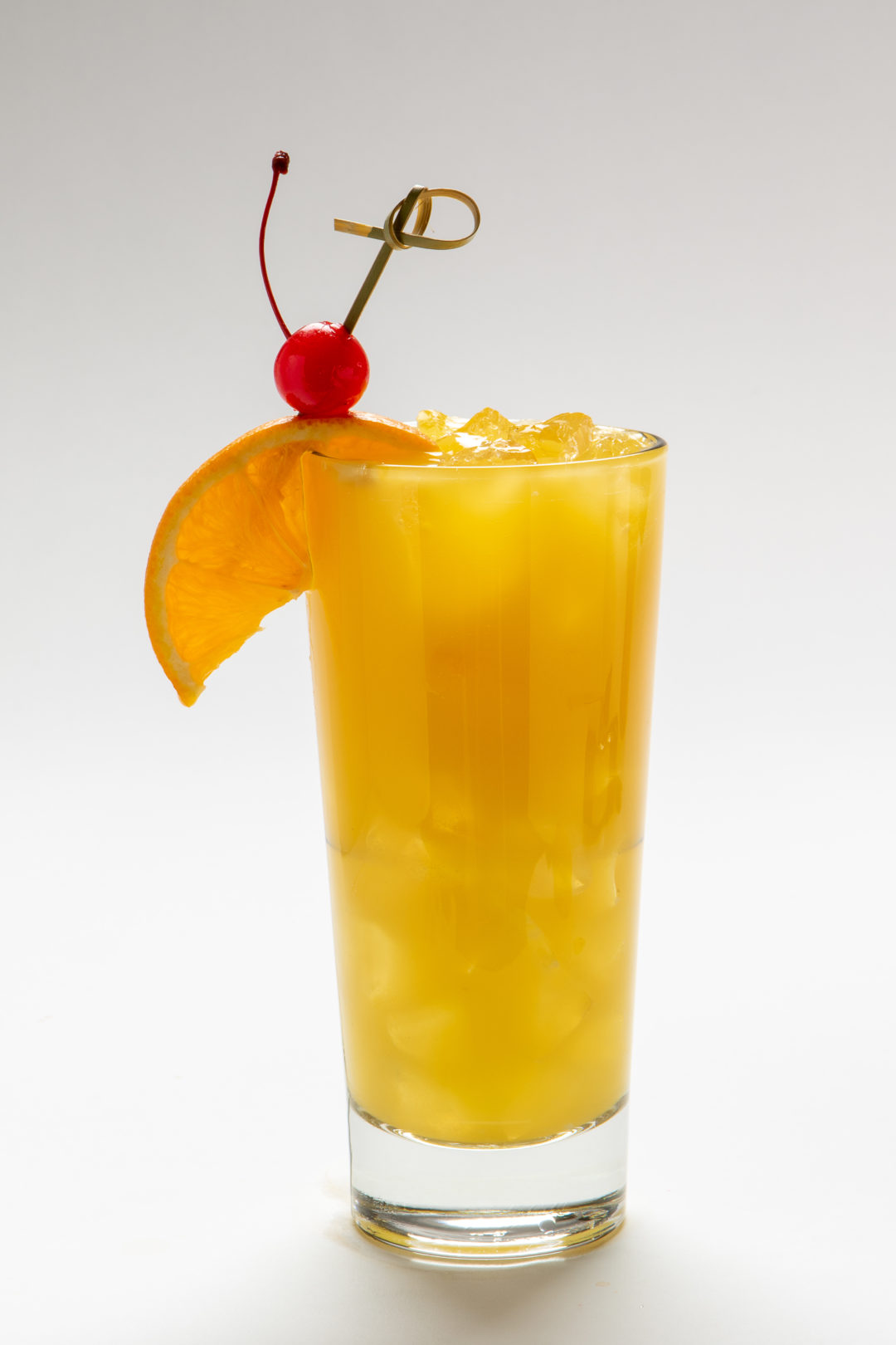 70 Years of Cocktail Culture: A Drinkable History of the Carousel Bar