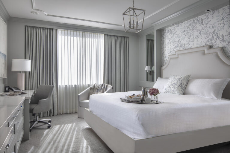 Fully Renovated Iberville Tower - Hotel Monteleone